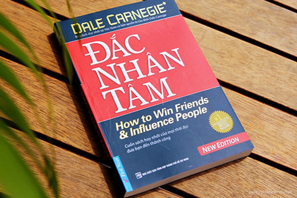 Top 20+ Cuốn Sách Hay Nên Đọc Ít Nhất Một Lần Trong Đời (2025)